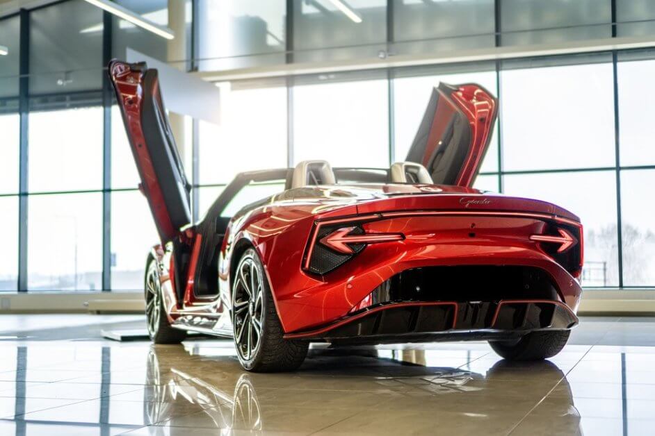 GCC Spec vs American Specs: Key Car Differences in the UAE Market