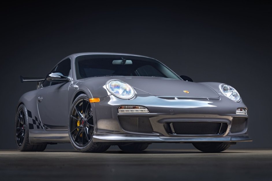 Porsche 911 GT3 vs GT3 Touring Comparison: Key Differences Explained
